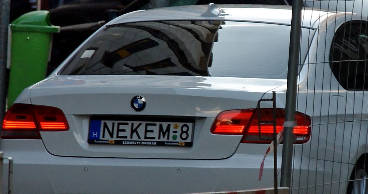 Egyedi rendszám: Durván a zsebünkbe kell nyúlni, ha különleges ...