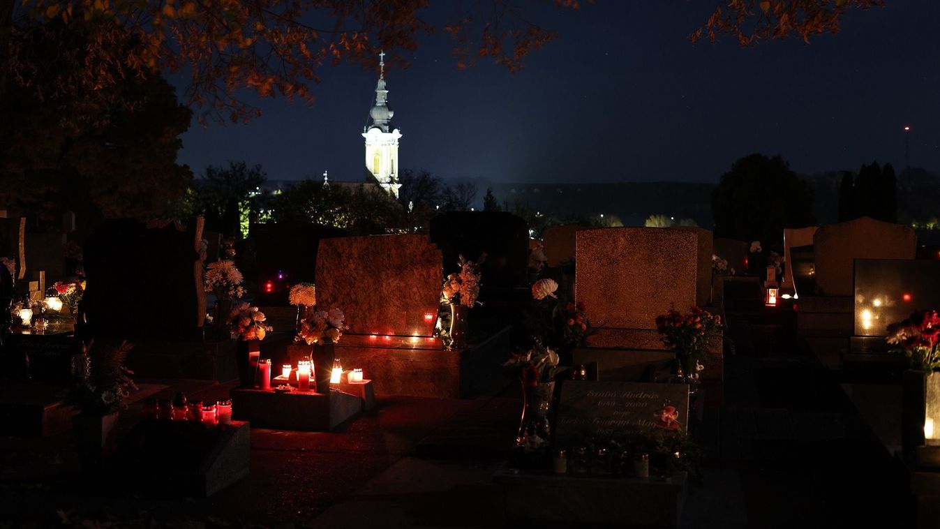 Halottak napja: már pénteken sokan kilátogattak temetőkbe