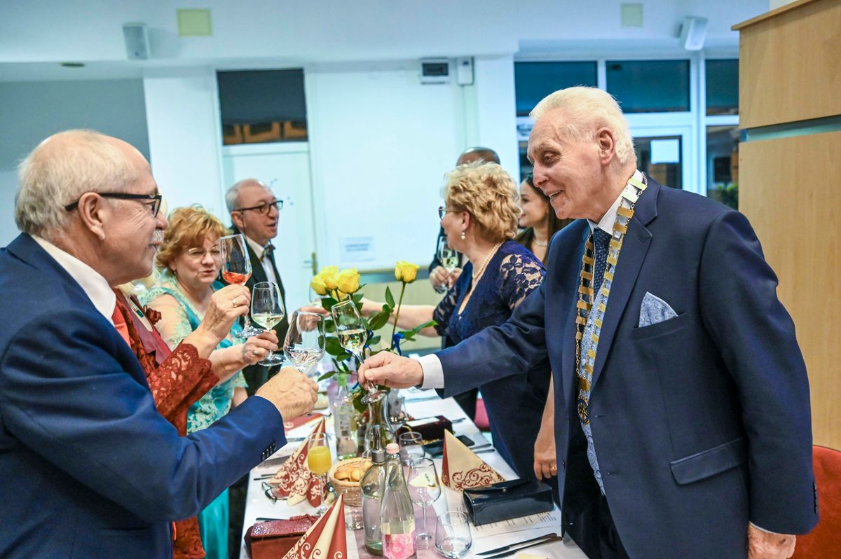 Fényűző jótékonysági bál ragyogta be a szekszárdi éjszakát + képgaléria