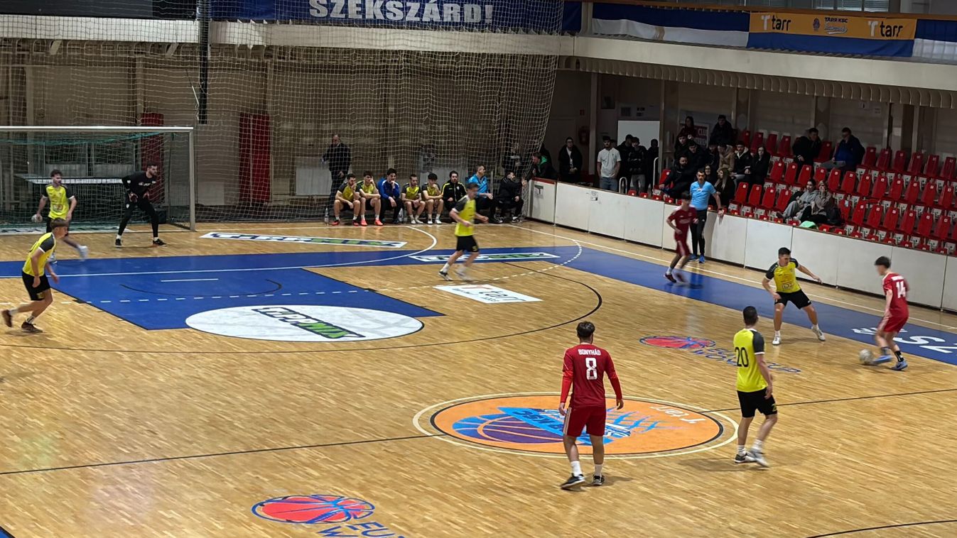 A Váz-Bau Kupa címvédőjének sikerével indult a teremtorna