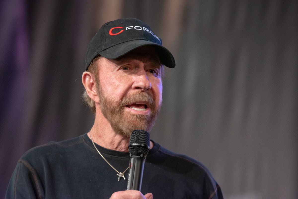 Meghalt Chuck Norris - távozott a mémék és akciófilmek legendája