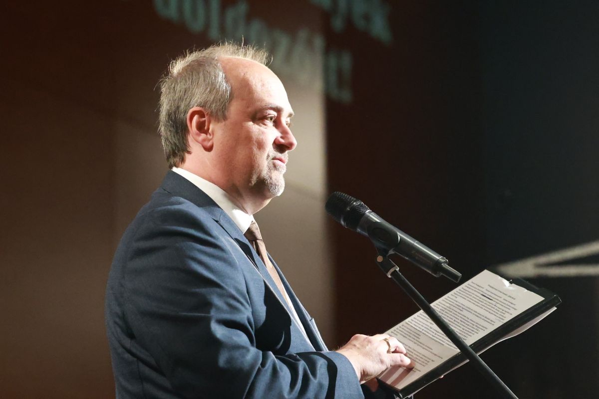 Pedagógusnap Szekszárdon: a tanév lezárultával Vágó Bernadett és Miller ...